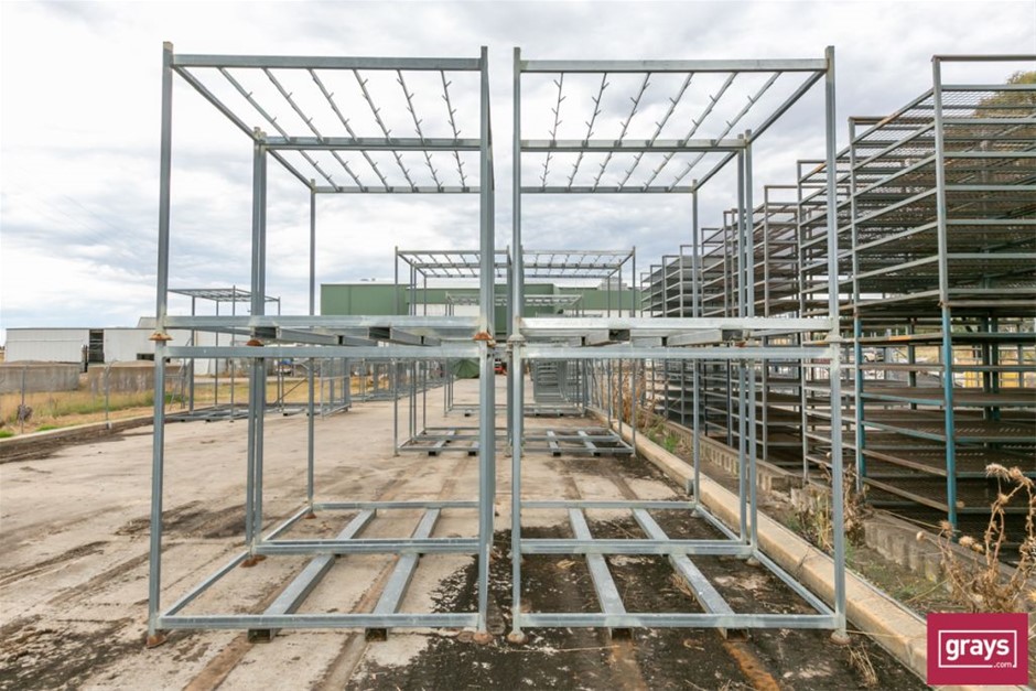 Qty 8 x Stackable Meat Hanging Stillage Auction (0626-5051633) | Grays ...