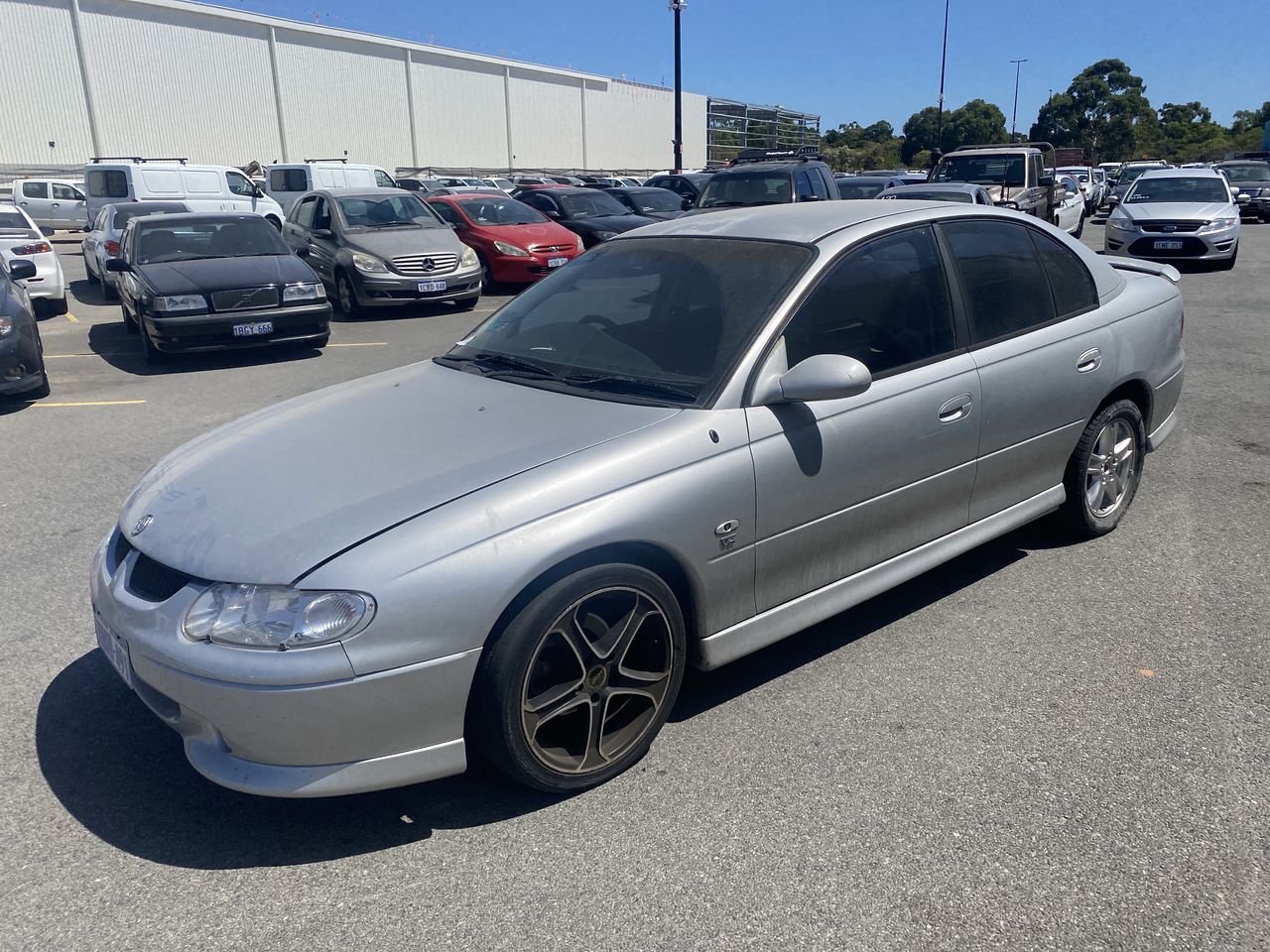 2001 Holden Commodore S VX Automatic Sedan Auction (0001-9038373 ...
