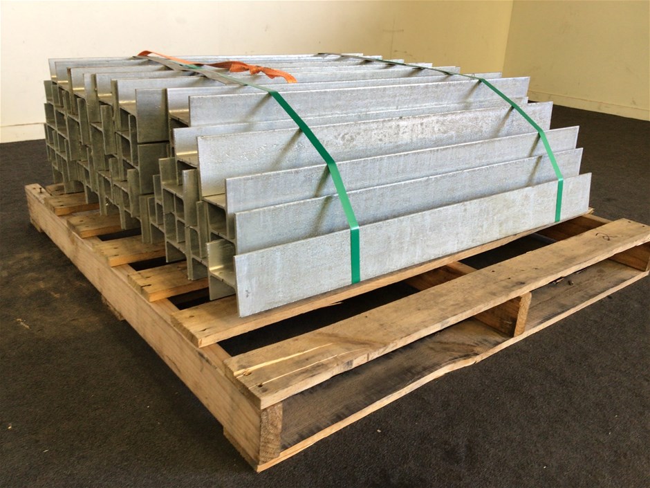 Galvanised Retaining Posts Auction (0008-7047727) | Grays Australia