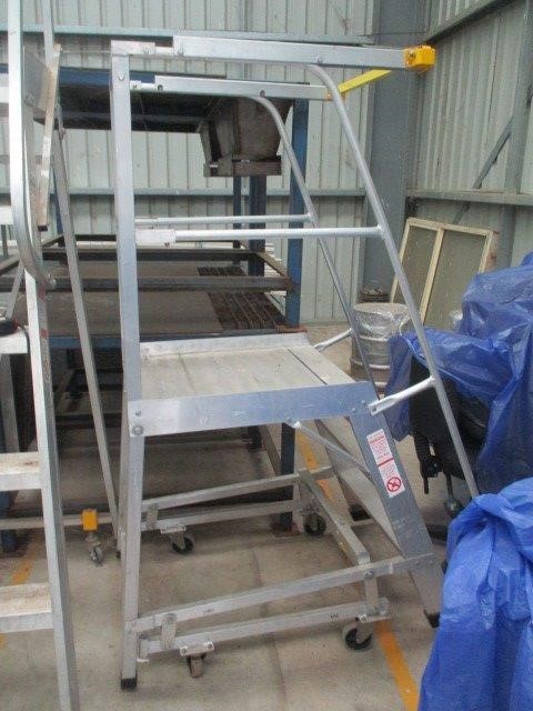 3 Step Safety Platform Auction (0067-3024399) | Grays Australia