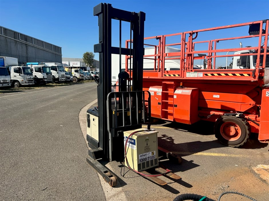 Crown WR3000TT240 Walkie Stacker Auction (0001-3024556) | Grays Australia