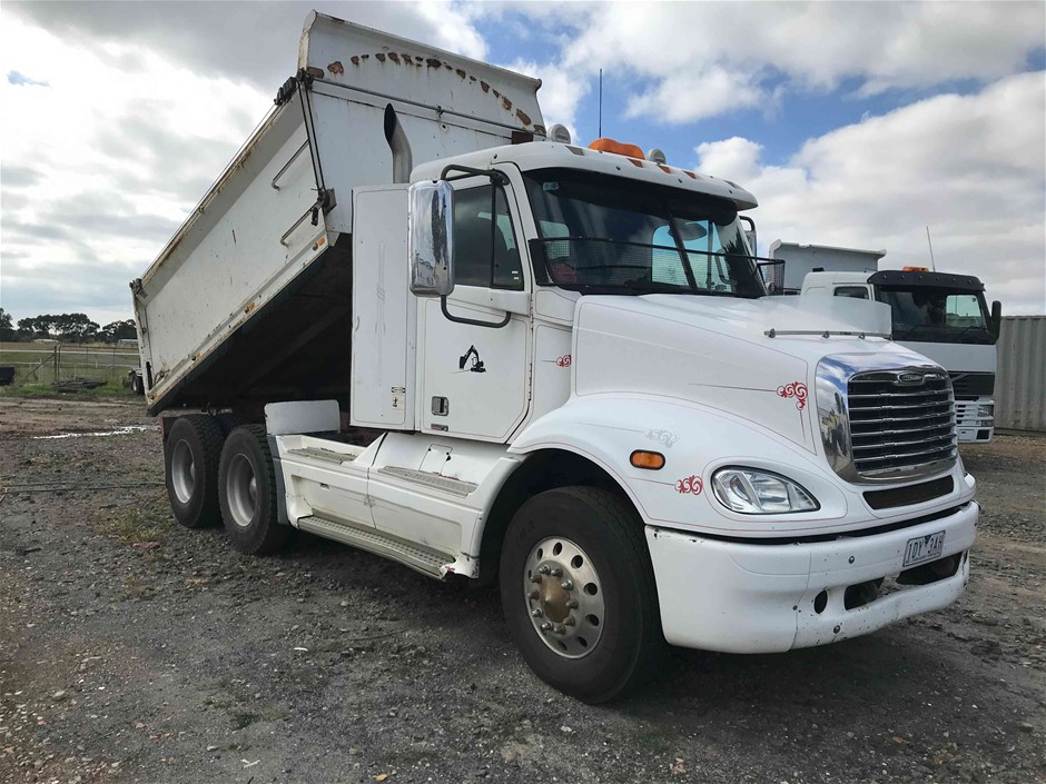 2007 Freightliner FLX Columbia 6 x 4 Tipper Truck Auction (0001-3025901 ...