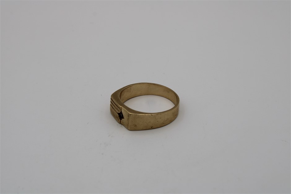 Acid Tested 9Ct Yellow Gold, Diamond Set Signet Ring Auction (0015 ...