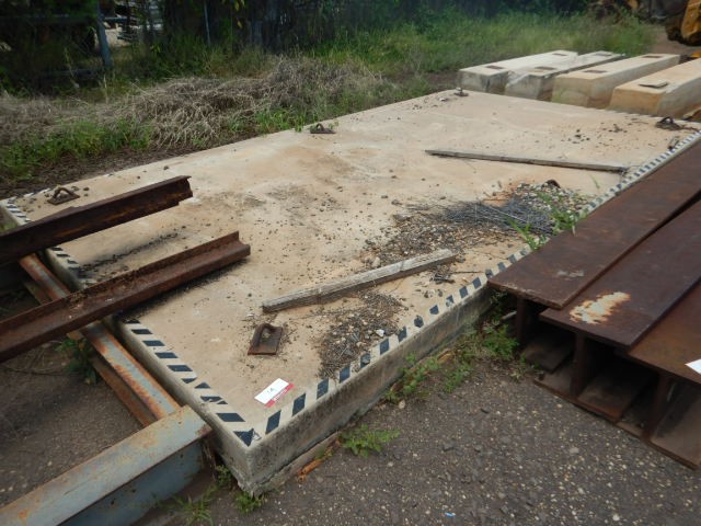 Concrete Slab with Crane Hooks/Lift Hooks Auction (0014-8017045 ...