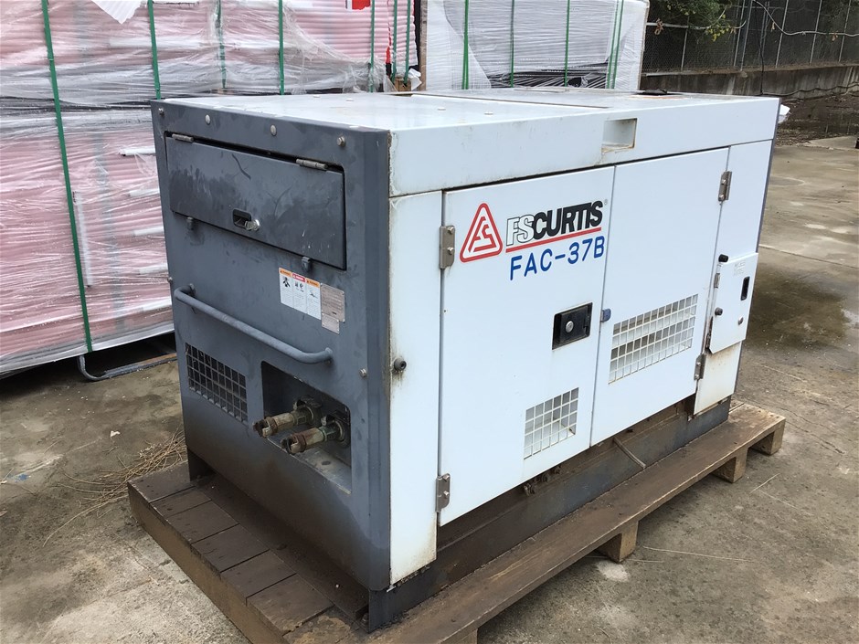 FS Curtis Diesel Rotary Screw 130 CFM Air Compressor Auction (0002 ...