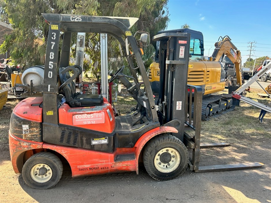 Clark C25L Counterbalance Forklift Auction (0004-3024651) | Grays Australia