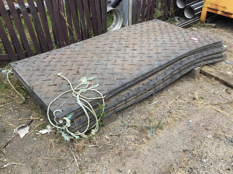 Qty Hard Plastic Mat Sections Auction (0034-7043621) | Grays Australia