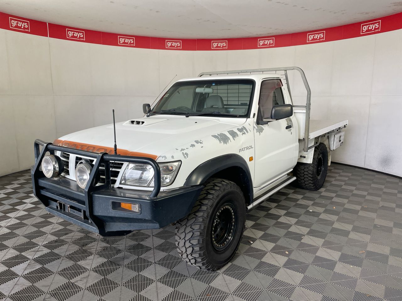 Nissan Patrol DX (4x4) GU Turbo Diesel Manual Cab Chassis Auction (0001 ...