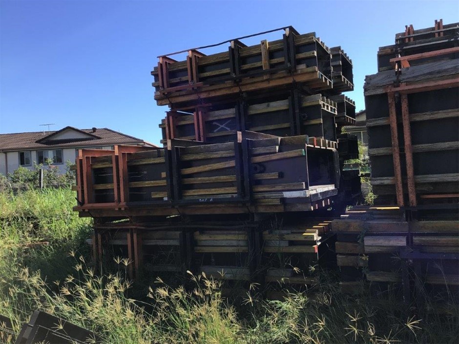 Qty 11 Approx Various Column Boxes Auction (0327-7044091) | Grays Australia