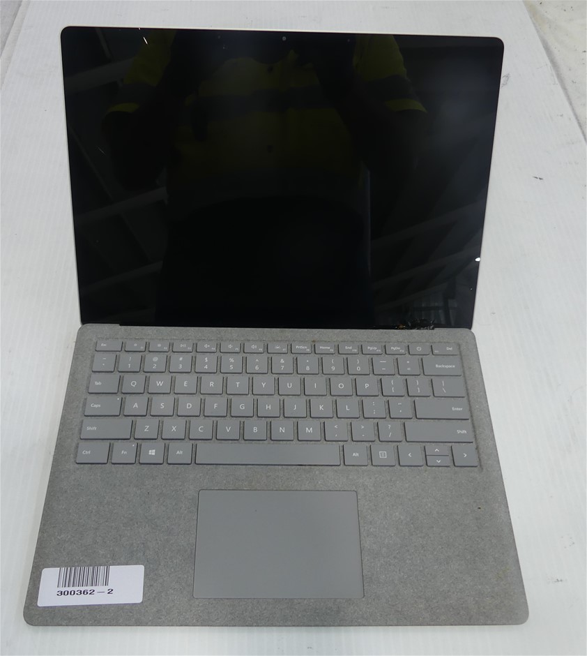 Microsoft Corporation Surface Laptop 2 ( 1769 ) 13.5-inch Notebook ...