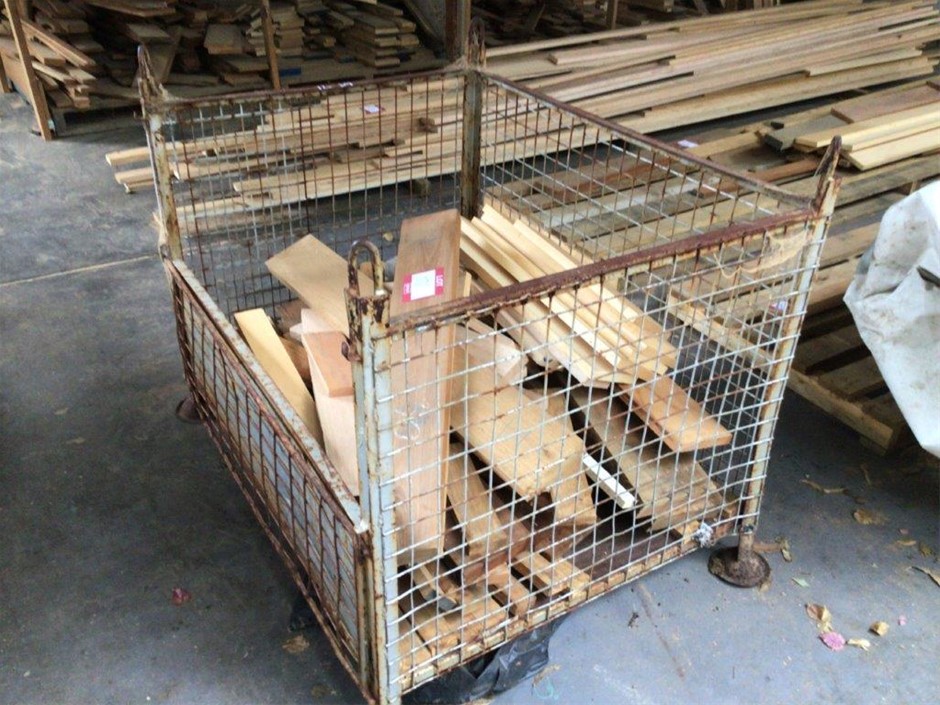 Qty Timber Offcuts/ Stillage Auction (0071-7044152) | Grays Australia