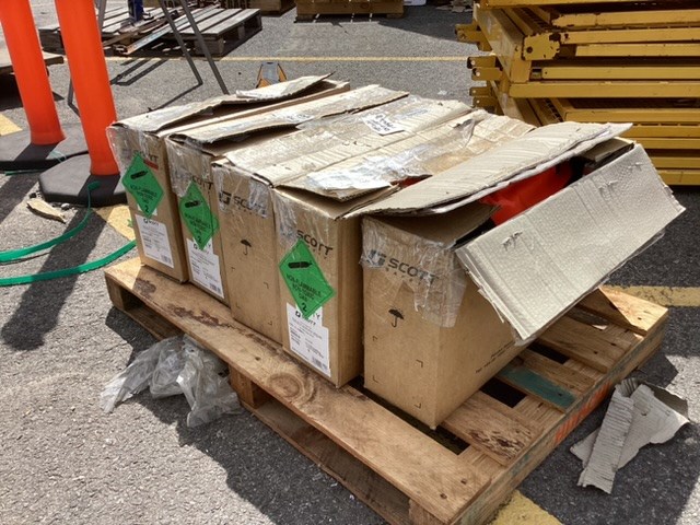 Pallet of Elsa Escape Sets Auction (0050-9040337) | Grays Australia