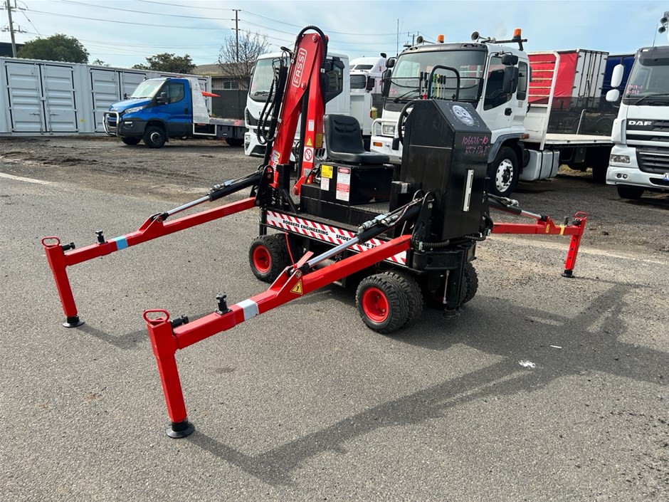 Robbers Engineering Narrow Access Spider Crane 700 Auction (0001 ...