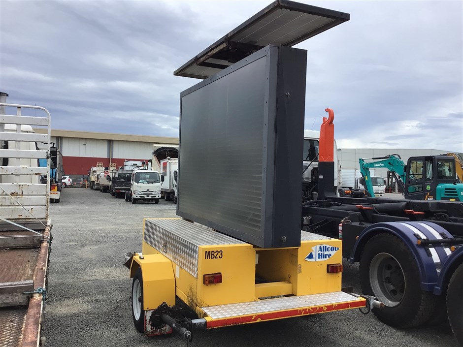 2006 O’Brien MVMS Single Variable Message Sign Trailer Auction (0001 ...