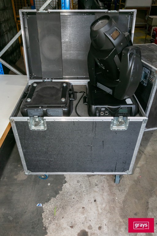 Vari*Lite VL2500 2x Moving Wash Lights in Transport Case Auction (0301 ...