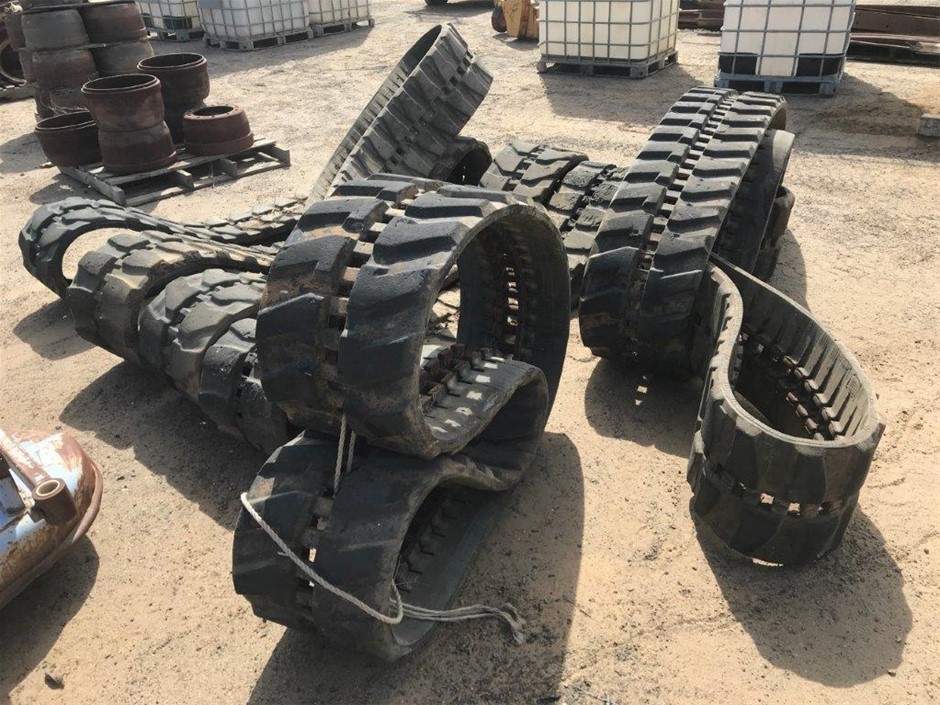 4 x Pair of Rubber Tracks Auction (0039-3025158) | Grays Australia