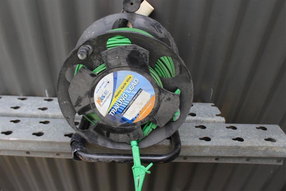 Nesco Portable Trailing Lead Reel Auction (0062-5052439) | Grays Australia
