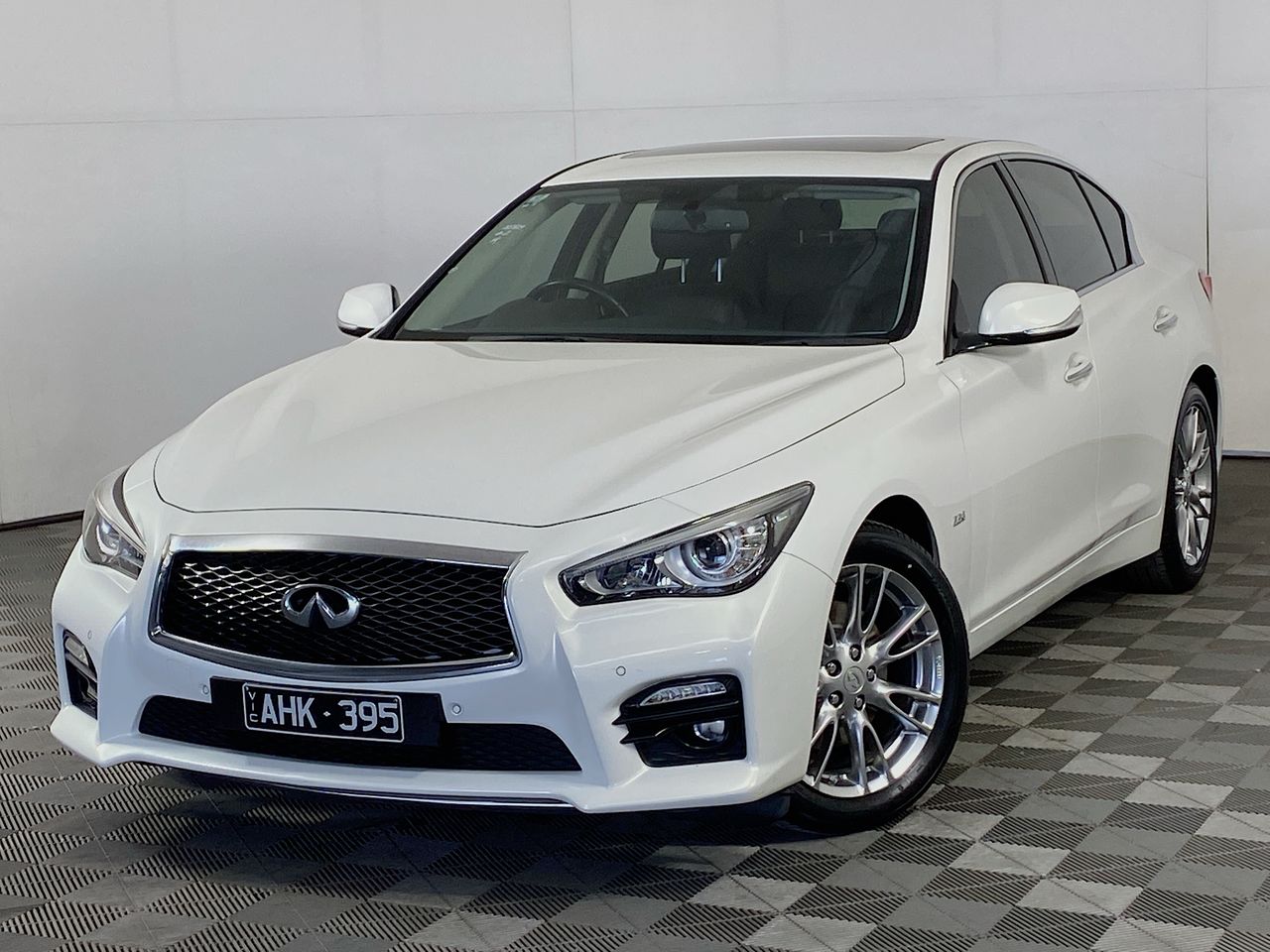 2015 Infiniti Q50 2.2d S V37 Turbo Diesel Automatic Sedan Auction (0001 ...