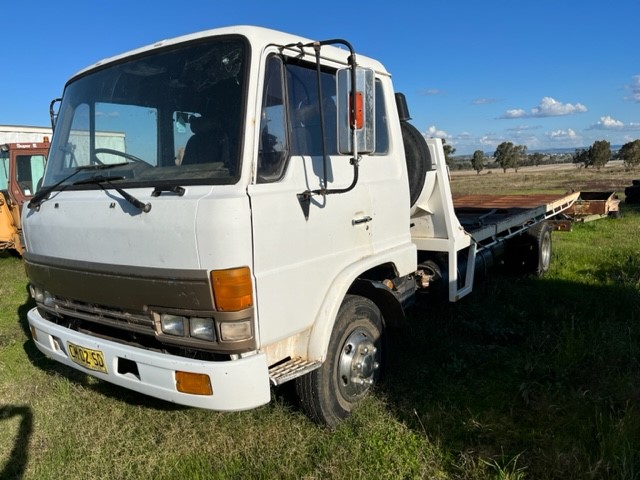 1988 Hino FD 16 Tilt Tray Truck Auction (0021-5052527) | Grays Australia