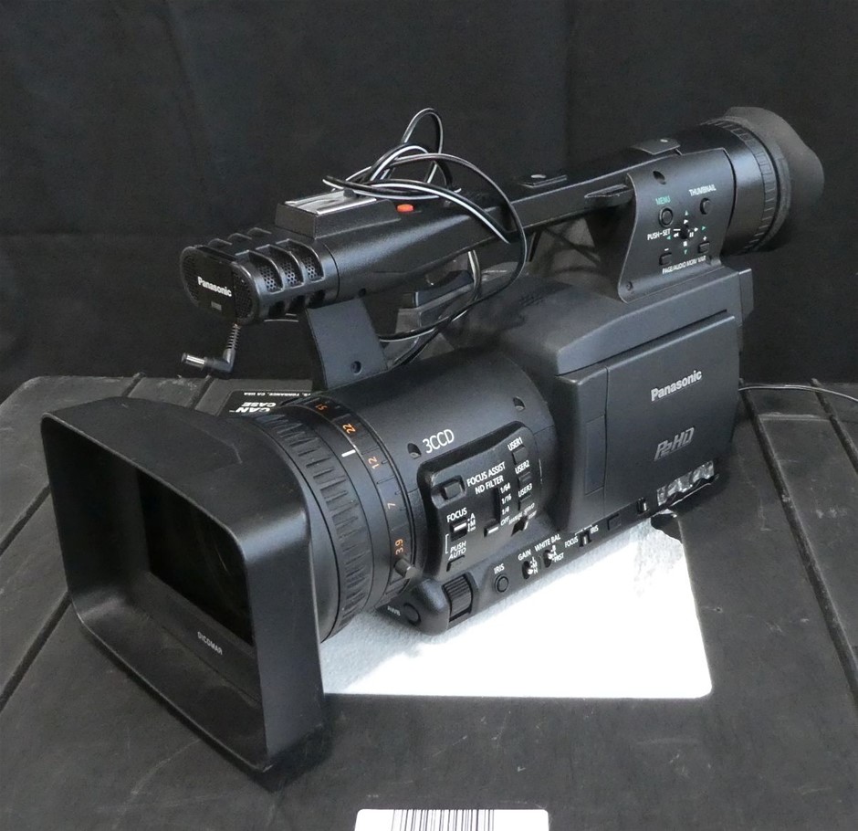 Panasonic P2HD AG-HP172EN Handheld Camcoder & 12-60mm Lens Auction ...