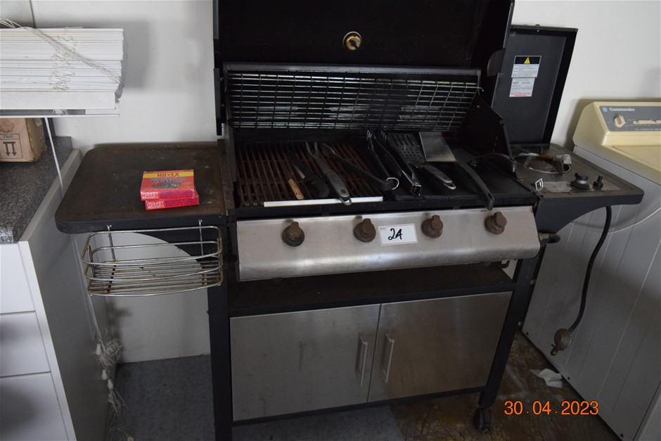 "Garth Industries" LPGas Char Griller/BBQ with WOK Burner Auction (0024 ...