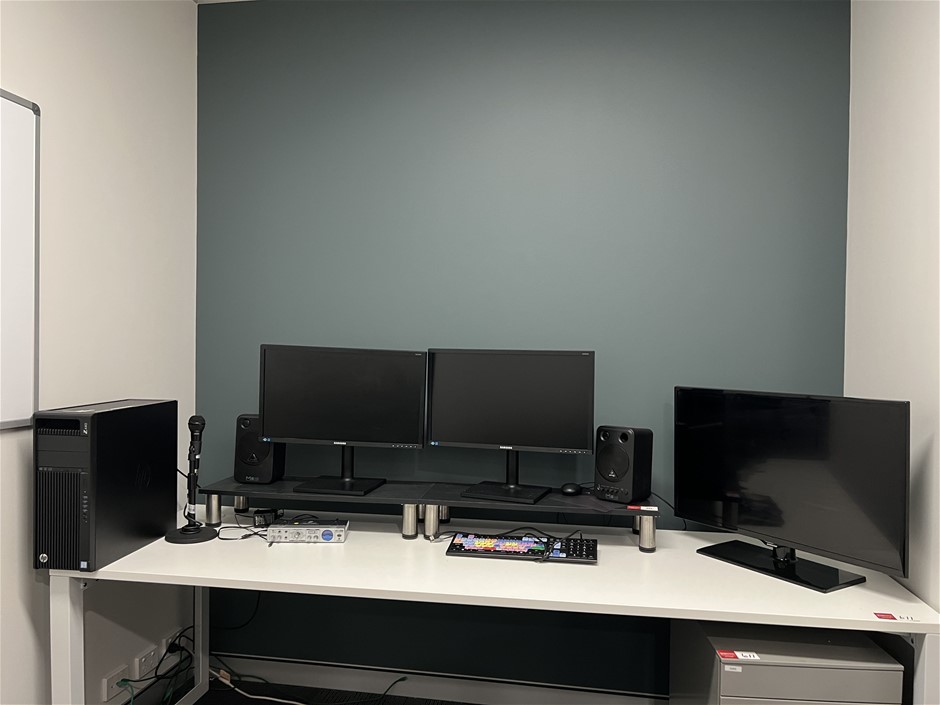 Post Production Editing Station Including- Auction (0010-5052700 ...