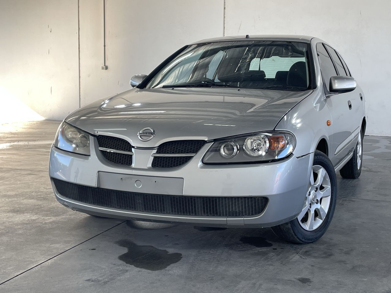 2002 Nissan Pulsar Q N16 Manual Hatchback Auction (0001-20079640 ...