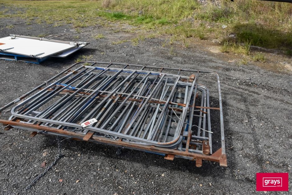 9x Assorted Galvanise Truck Transports Gates Auction (0062-5052612 ...