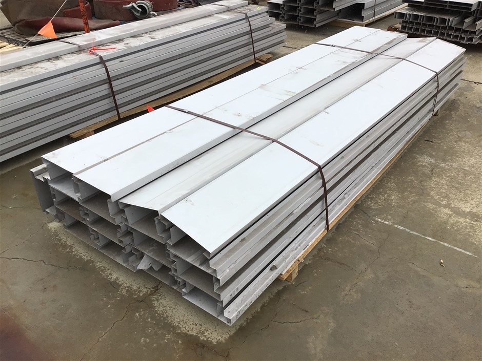 Pre Fabricated Coolroom Posts Auction (0239-8017125) | Grays Australia