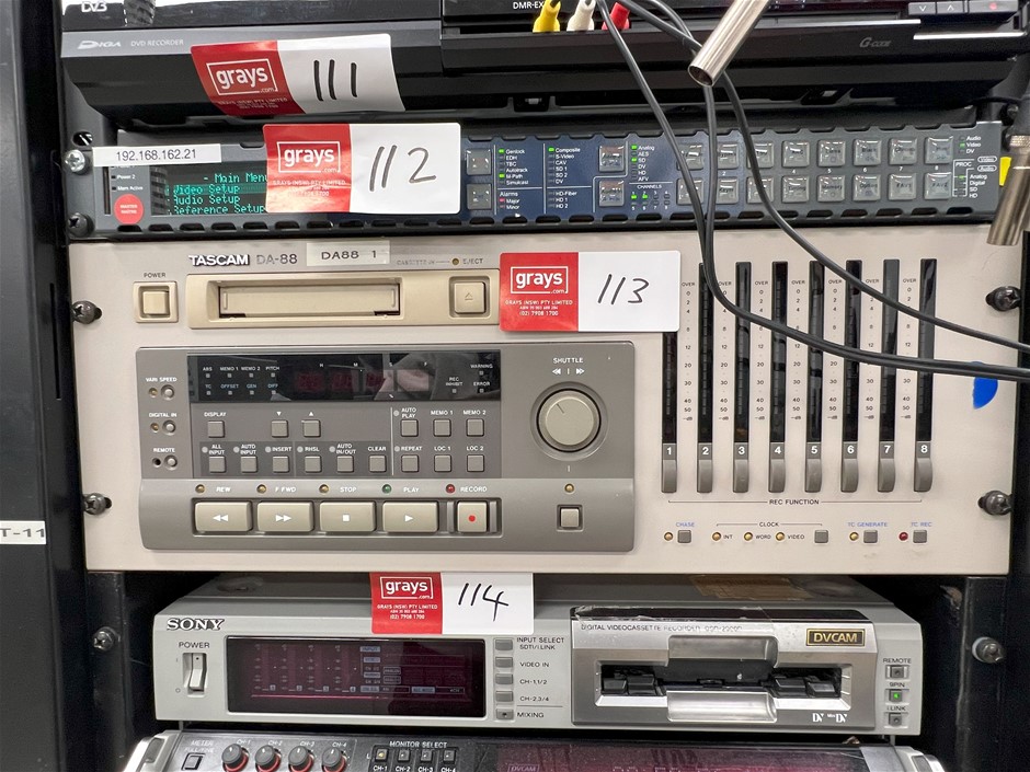 TASCAM DA-88 Digital Multi track Recorder Auction (0113-5052744 ...