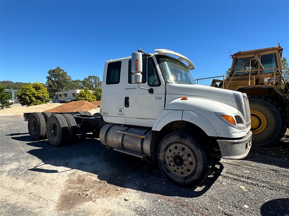 Circa 2007 International 7600 6 x 4 Cab Chassis Truck Auction (0003 ...