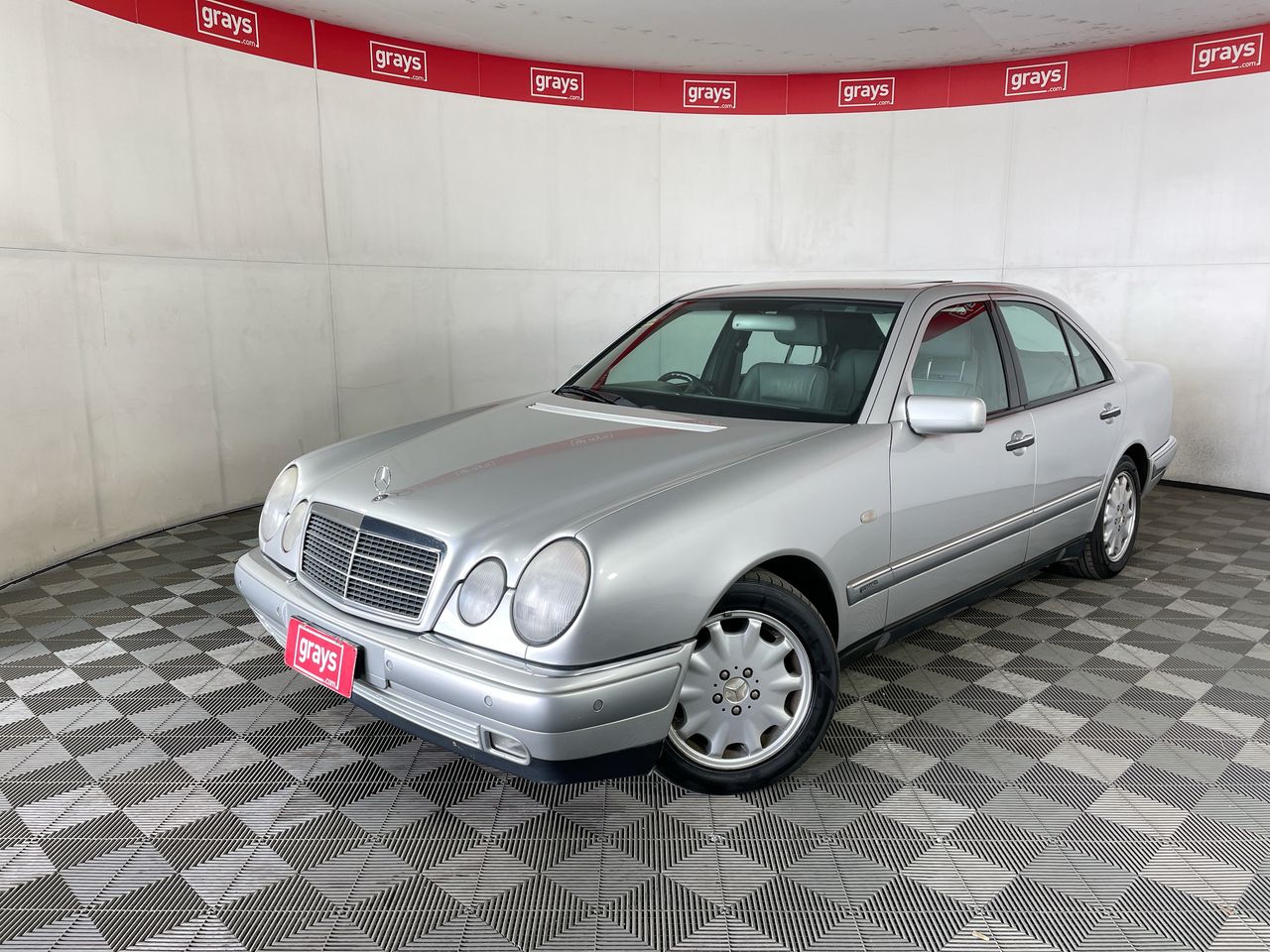 1998 Mercedes Benz E430 Elegance W210 Automatic Sedan Auction (0001 ...