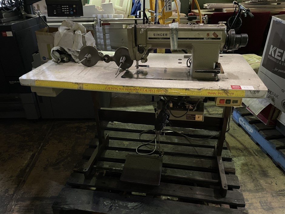 Singer Sewing Machine 591 D300G Auction (0013-2187879) | Grays Australia
