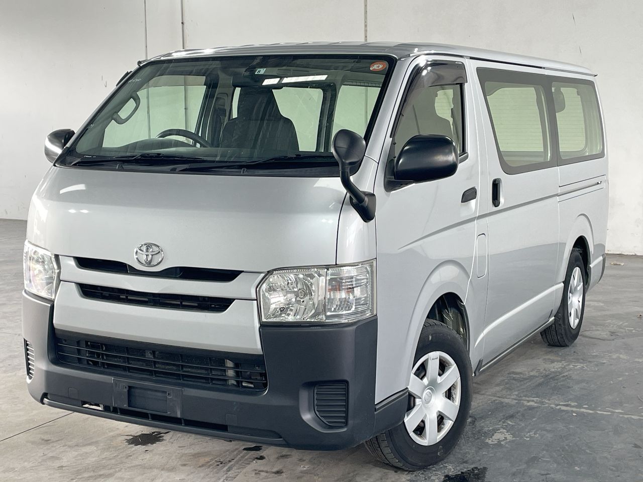 2014 TOYOTA HiAce Import Automatic Van Auction (0001-21001446) | Grays ...