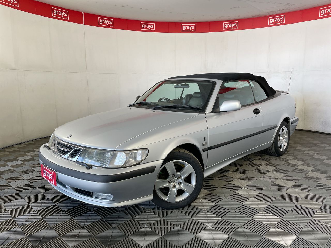 2001 Saab 9-3 S Automatic Convertible Auction (0001-10333790) | Grays ...