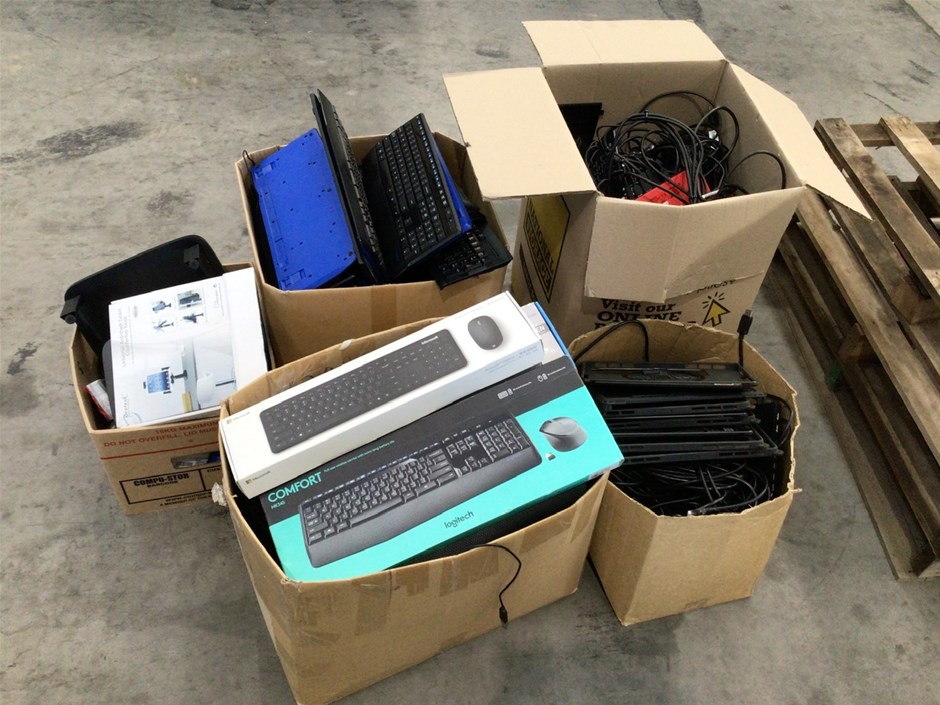 Large Quantity of Assorted IT Equipment and sundry items Auction (0004 ...