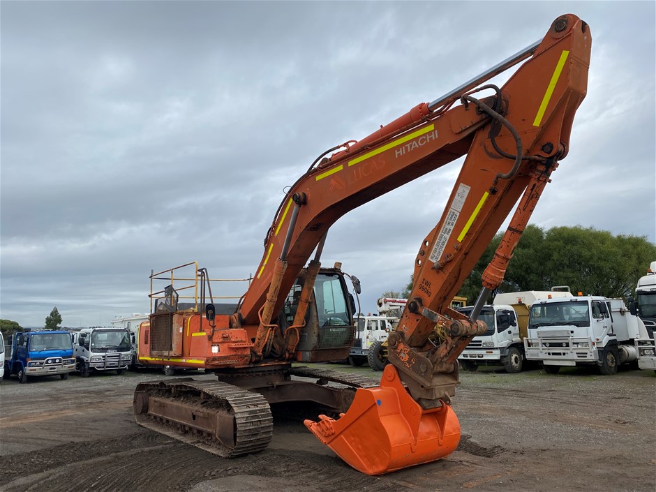2005 Hitachi ZX330LC Hydraulic Excavator Auction (0009-8017391) | Grays ...