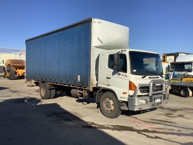 2009 Hino FGIJ 4 x 2 Curtainsider Rigid Truck Auction (0002-9042409 ...