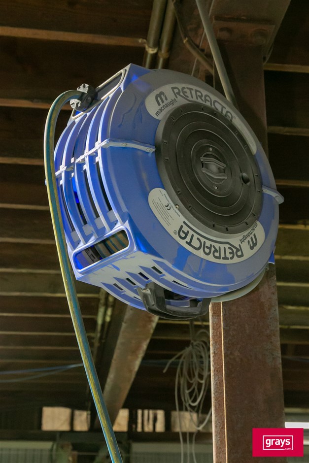 MacNaught Retracta Air Line on Retractable Hose Reel Auction (0664 ...