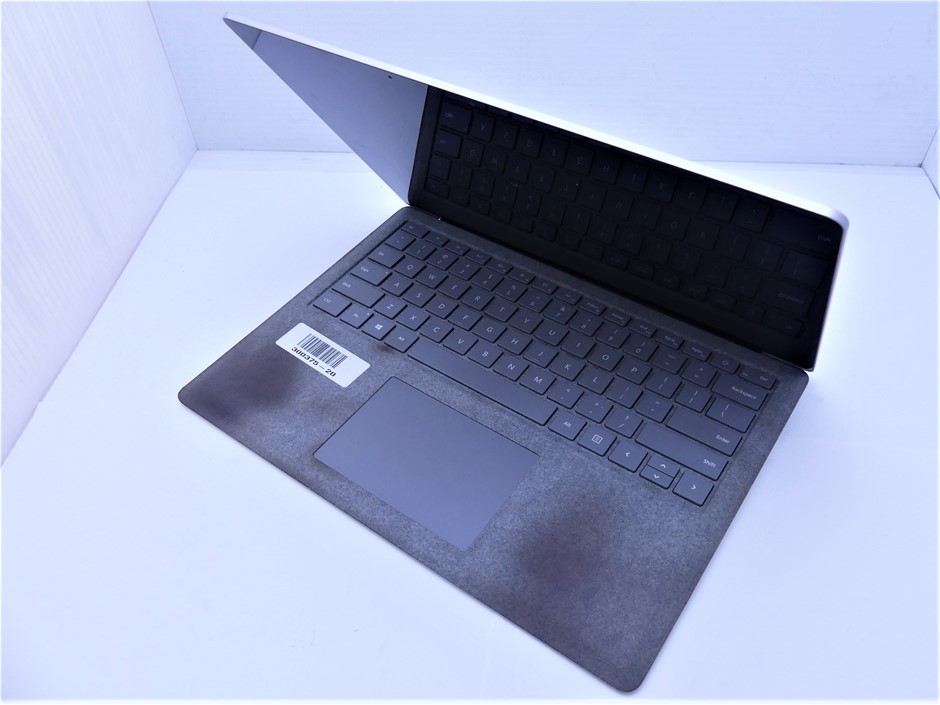 Microsoft Surface Laptop 2 Notebook Auction (0002-2553470) | Grays ...