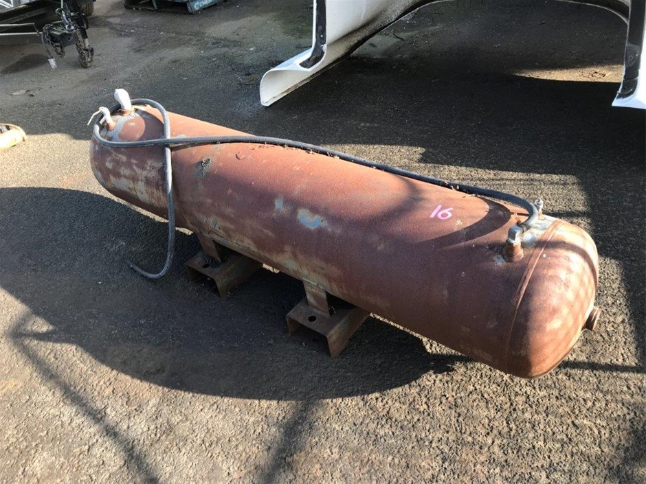 1 x Steel Air Tank with Fork Pockets Auction (0016-3025853) | Grays ...