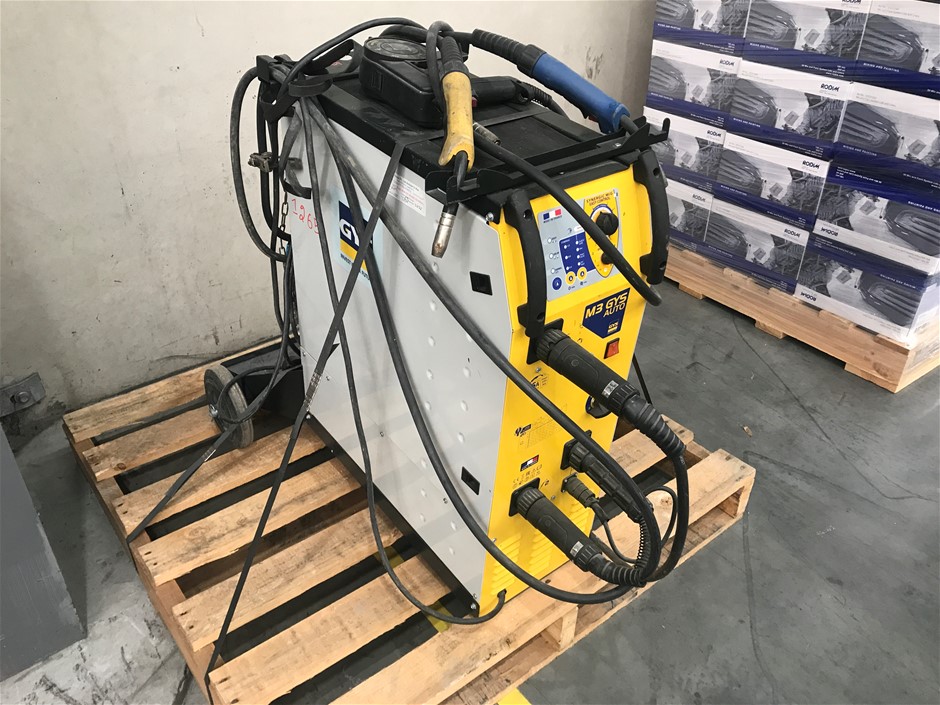 1x Gys Auto Mig Welder and Wire Feeder Auction (0004-3025854) | Grays ...