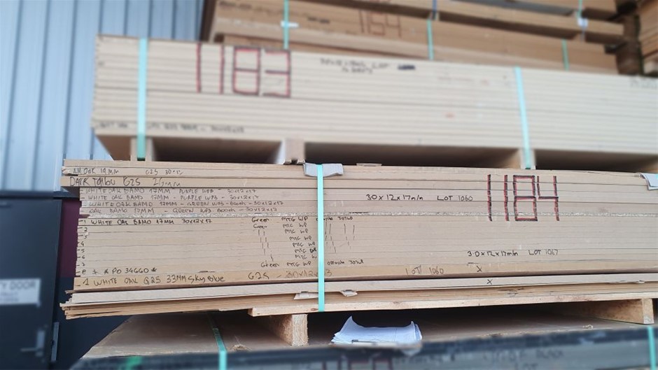 1x Pack of Boards Auction (1184-5053144) | Grays Australia