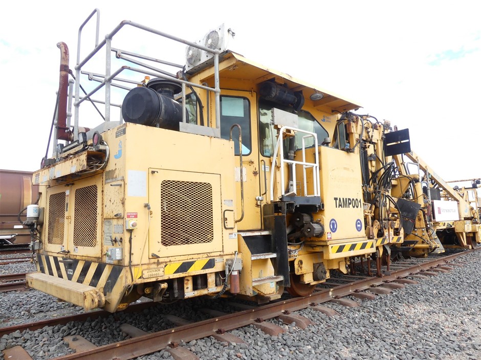 2007 Jackson 6700 Production/Switch Rail Tamper Auction (0004-5052803 ...