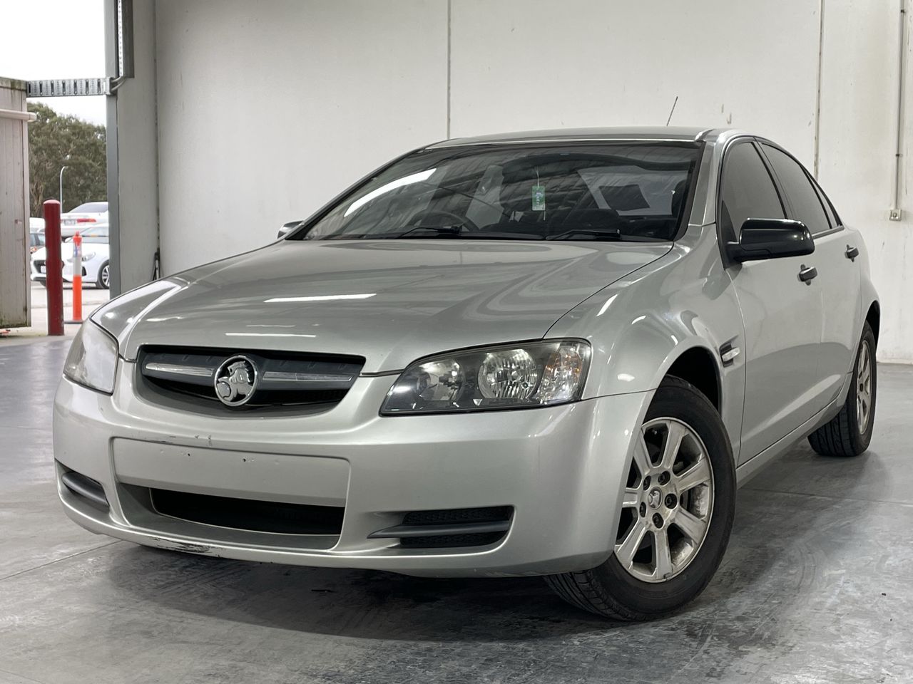 2006 Holden Commodore Omega VE Automatic Sedan Auction (0001-21003429 ...