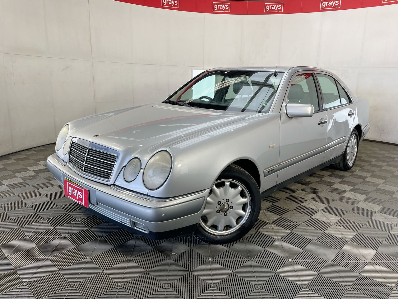 1996 Mercedes Benz E320 Avantgarde W210 Automatic Sedan Auction (0001 ...