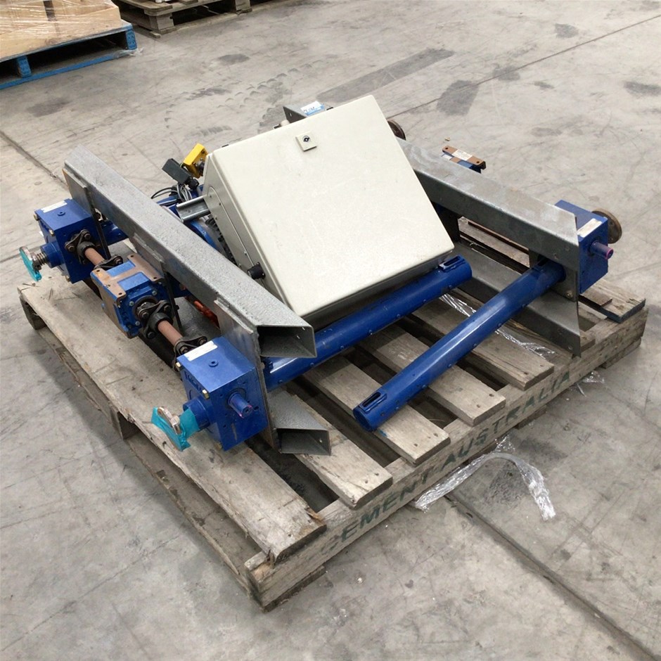 2 x Double Unimec TP306 Screw Jack Units on Pallet Auction (0018 ...