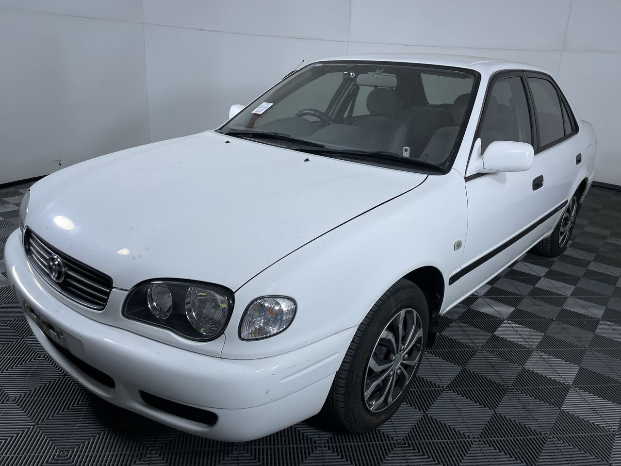 2000 Toyota Corolla Ascent AE112R Automatic Sedan Auction (0001 ...