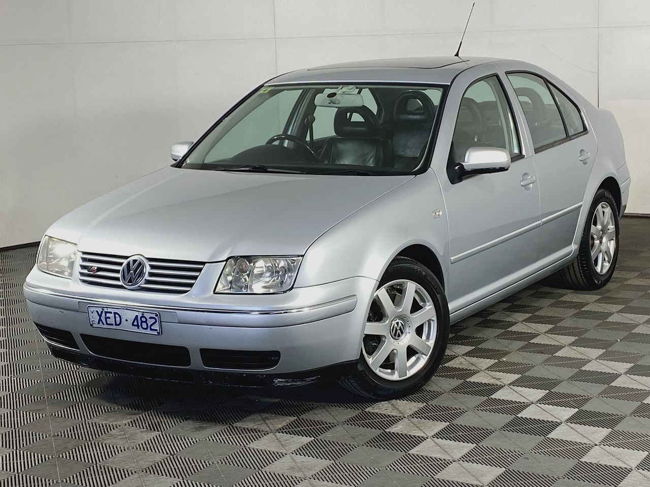 2001 Volkswagen Bora V6 4Motion 1J Manual Sedan Auction (0001-21003538 ...