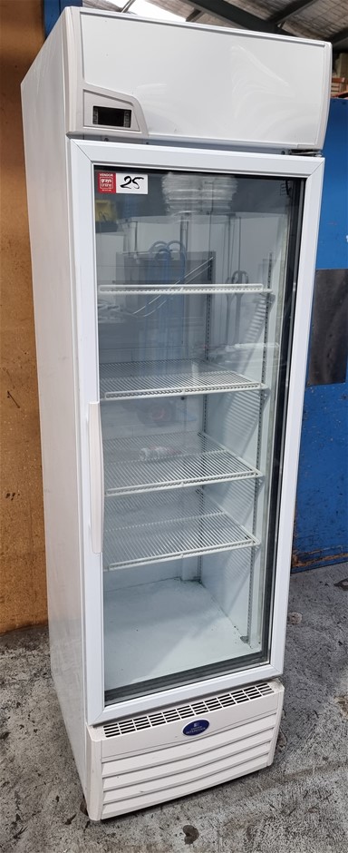 Sanden Single Door display Fridge Auction (0025-3025907) | Grays Australia